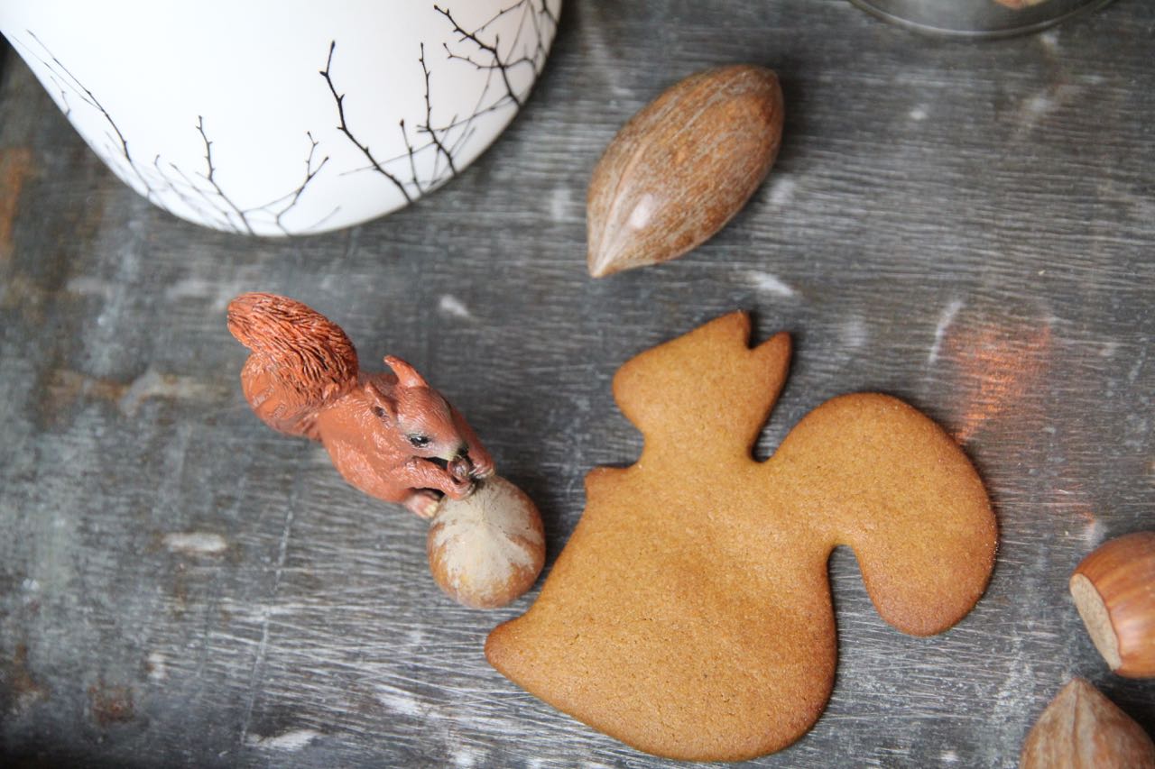 CRISPY GINGERBREAD Squirrel - Labsalliebe