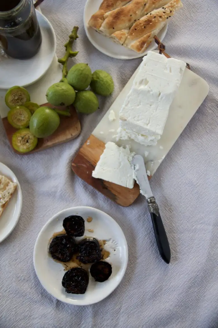 Morabaye Chagale Gerdoo - Green Walnut Preserves - مربای گردو - Labsalliebe