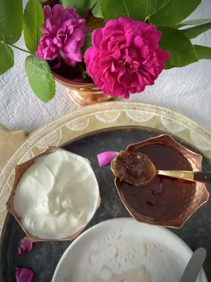 Morabayeh Gol - Persian rose petal Jam مربای گل سرخ - Labsalliebe