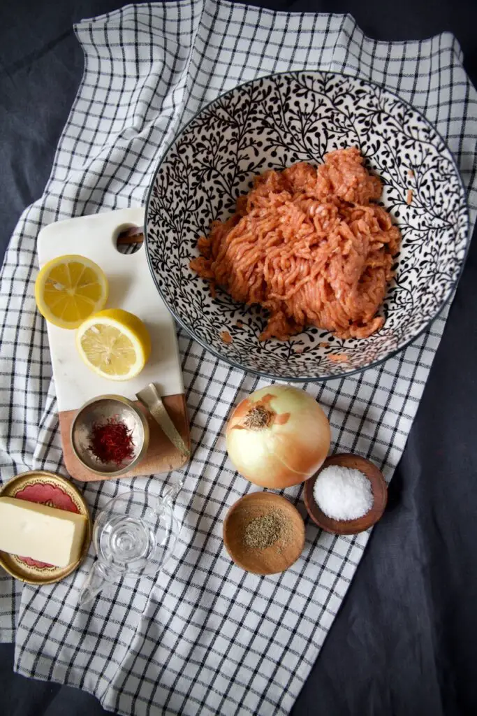 Kabab Tabei Morgh - Easy Pan Chicken Kebab کباب تابه ای مرغ - Labsalliebe