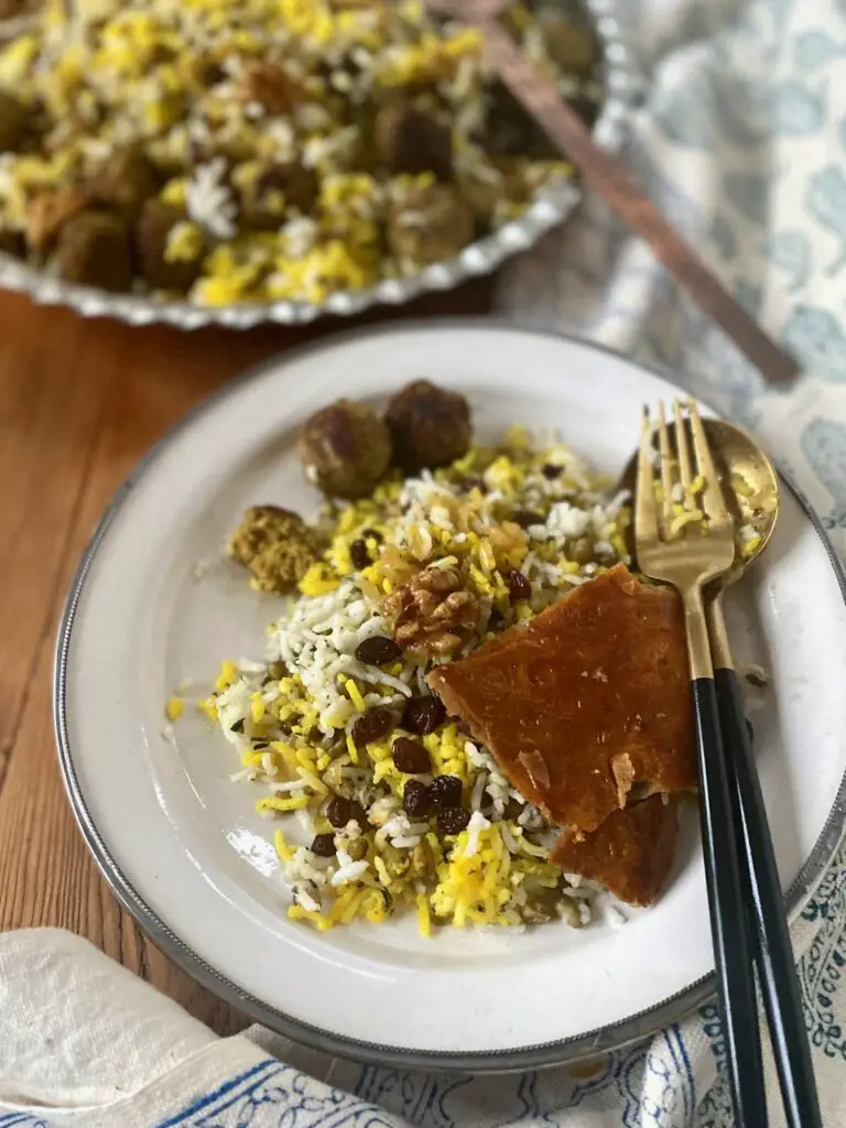 Mash polo - Rice with Mung Beans and Meatballs ماش پلو - Labsalliebe