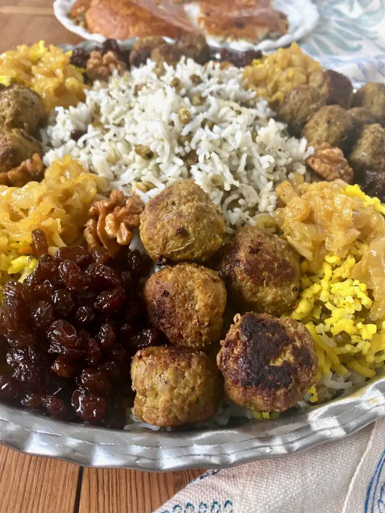 Mash polo - Rice with Mung Beans and Meatballs ماش پلو - Labsalliebe