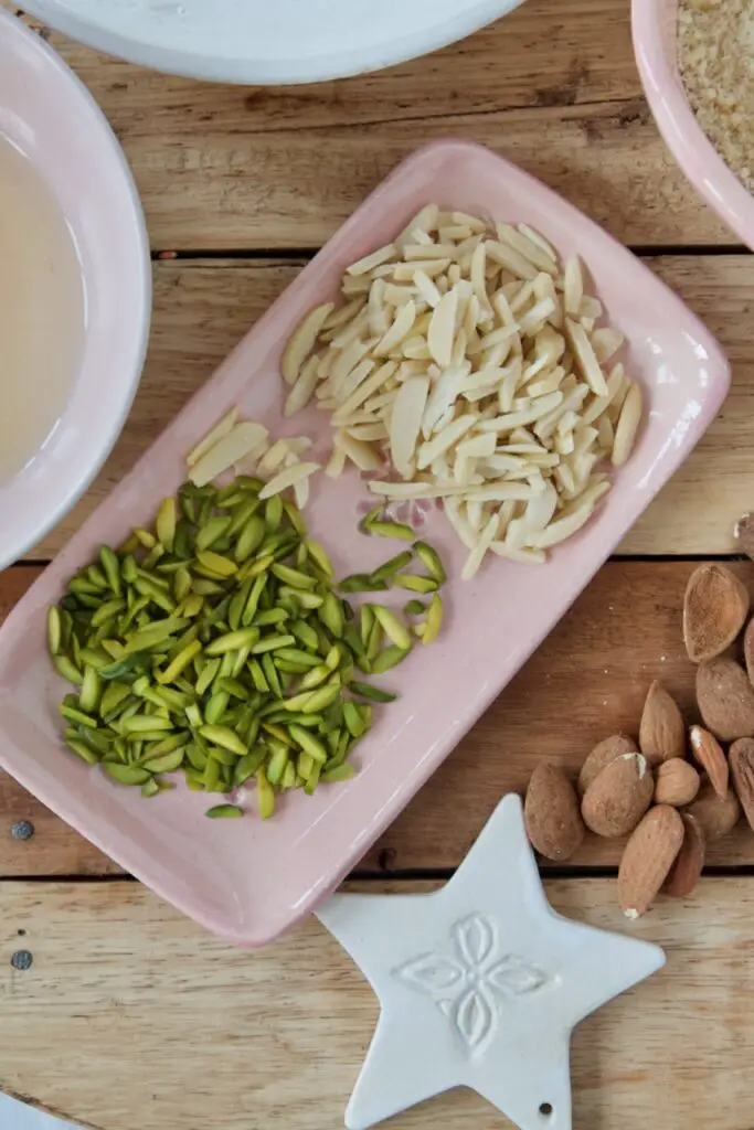 Ghorabieh – Persian Almond Macarons قرابیه - Labsalliebe