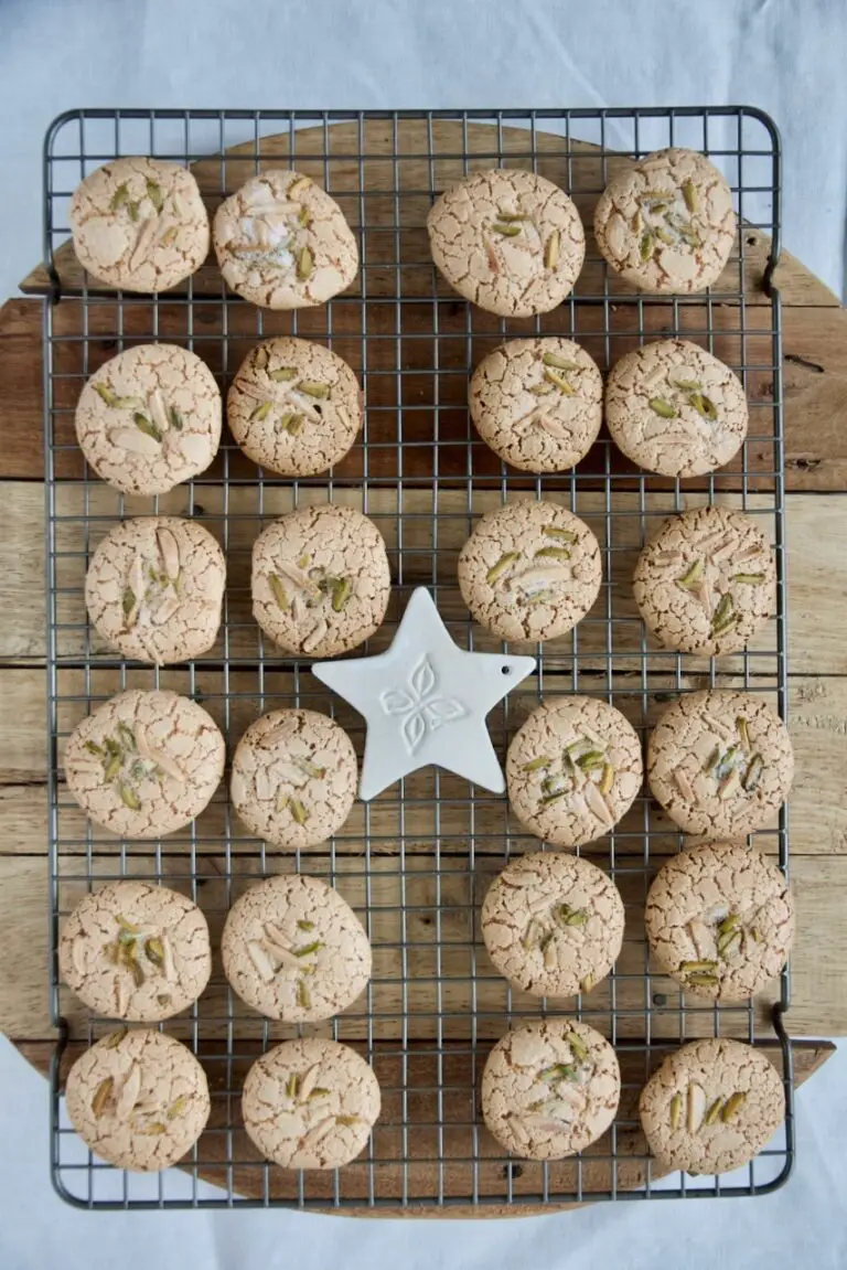 Ghorabieh – Persian Almond Macarons قرابیه - Labsalliebe