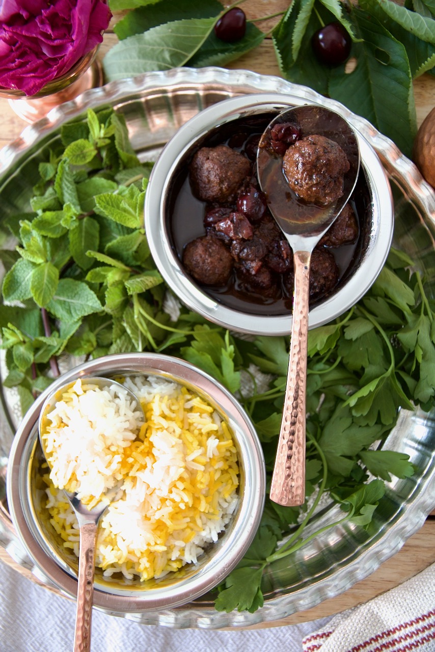 Khoresh-e Albaloo - Meatballs in Sour Cherry Sauce خورش آلبالو ...