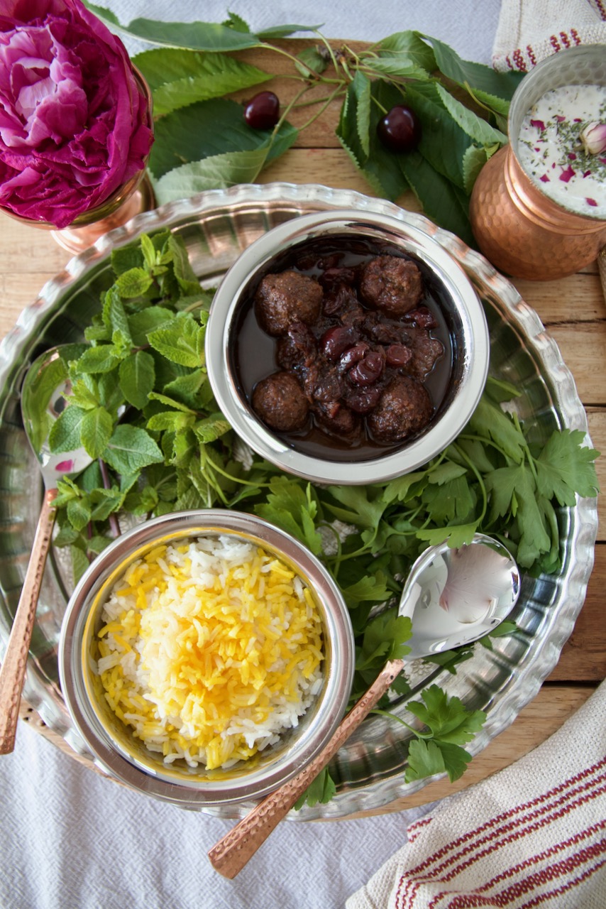 Khoresh-e Albaloo - Meatballs in Sour Cherry Sauce خورش آلبالو ...
