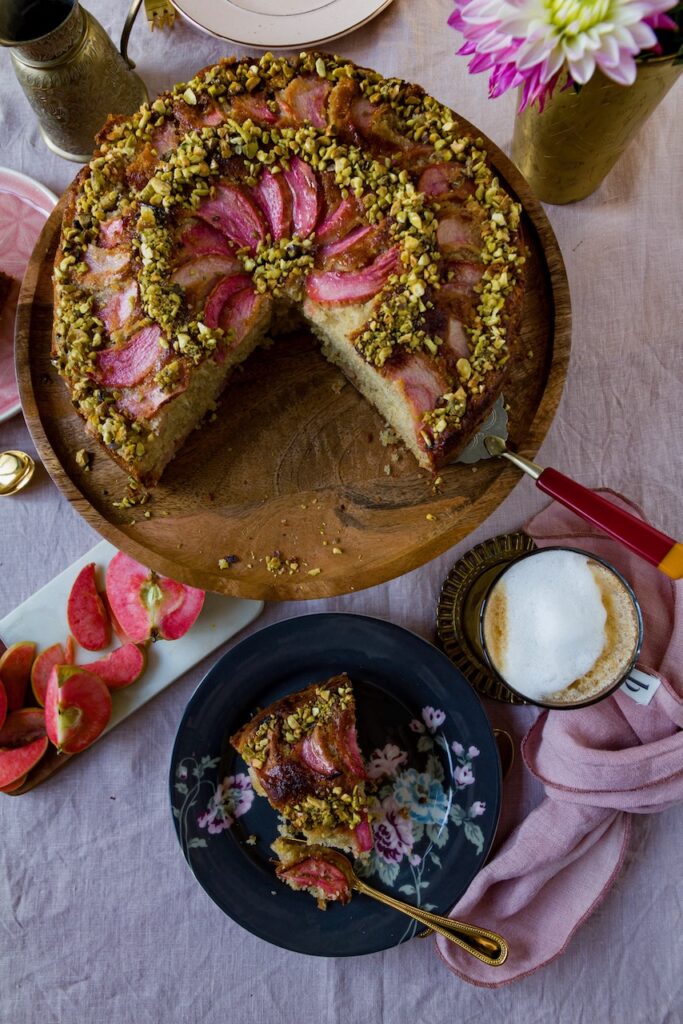 Cake Sib - Persian Apple Cake with Pistachios کیک سیب - Labsalliebe