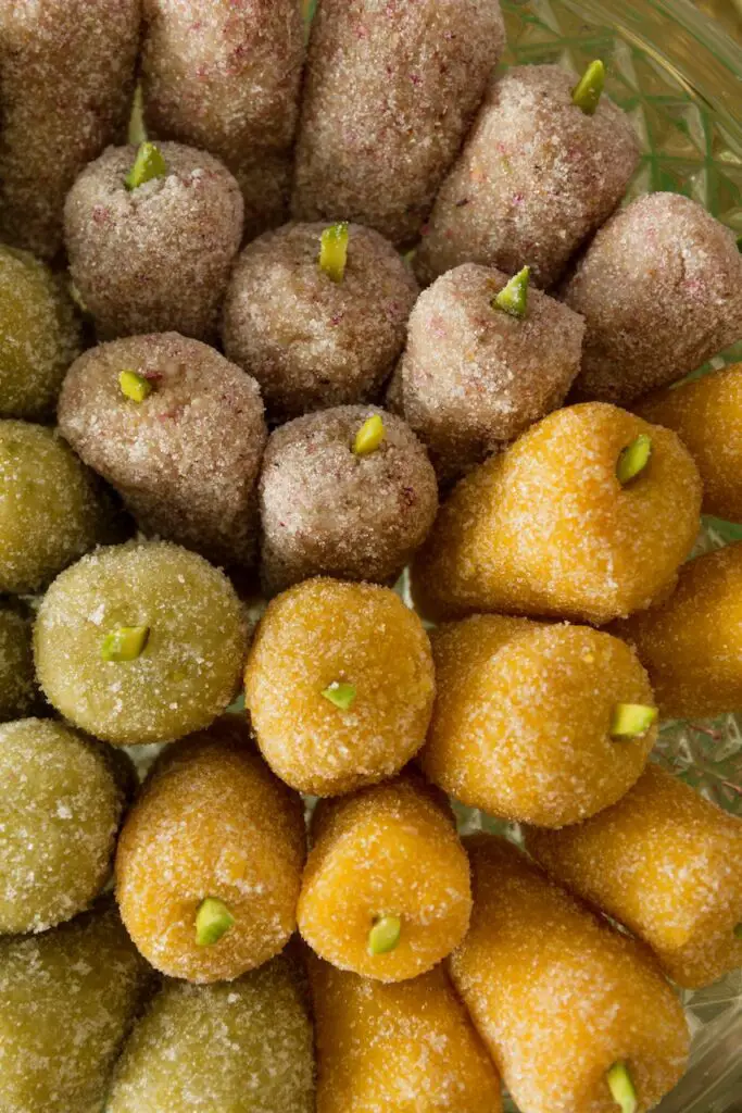 Toot - Colorful Persian Marzipan - Labsalliebe