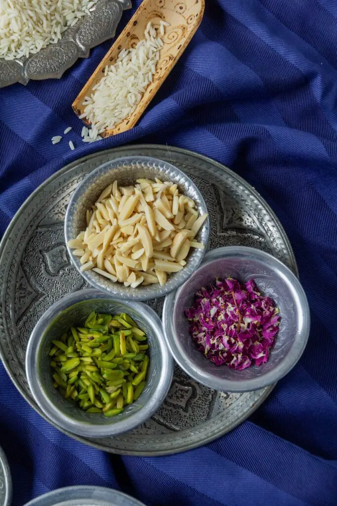 Sholeh Zard – Persian Saffron Rice Pudding - Labsalliebe