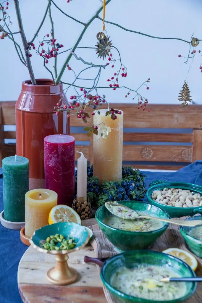 Soup-e-Pesteh - Persische Pistaziensuppe - Labsalliebe