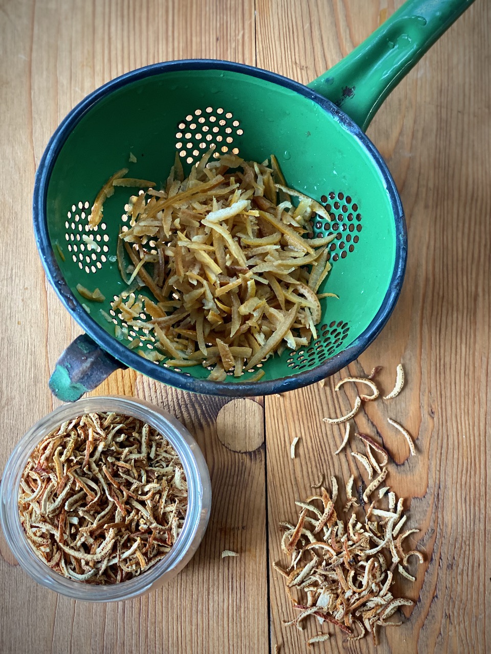 Khoresht-e Porteghal - Orangen-Hähnchenschenkel خورش پرتقال - Labsalliebe